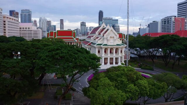 รูปภาพChulalongkorn – เลือกดูภาพถ่ายสต็อก เวกเตอร์ และวิดีโอ837 | Adobe ...