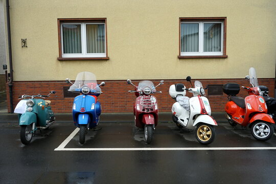 "Golden Oldies" Images – Browse 3,146 Stock Photos, Vectors, and Video ...