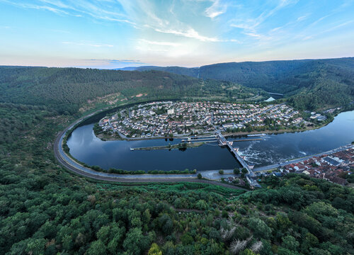 「Menader」の写真素材 | 10件の無料イラスト画像 | Adobe Stock