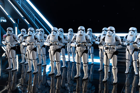 รูปภาพStormtrooper – เลือกดูภาพถ่ายสต็อก เวกเตอร์ และวิดีโอ1,528 ...