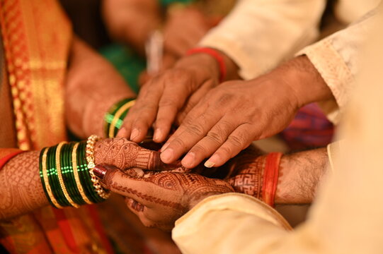 Kanyadaan Images – Browse 88 Stock Photos, Vectors, and Video | Adobe Stock