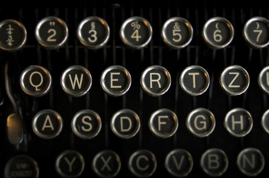 "Typewriter Keyboard" Images – Browse 1,034 Stock Photos, Vectors, and ...