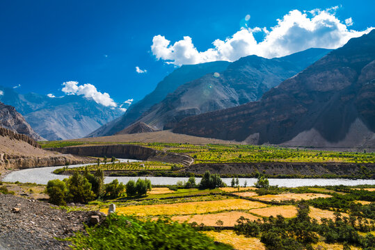 Manali Images – Browse 12,077 Stock Photos, Vectors, and Video | Adobe ...