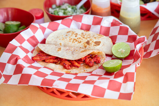 Imágenes de Gringa: descubre bancos de fotos, ilustraciones, vectores y ...