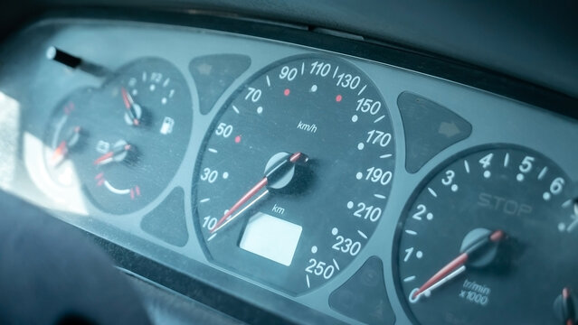 "Speed Meter" Images – Browse 772 Stock Photos, Vectors, and Video ...