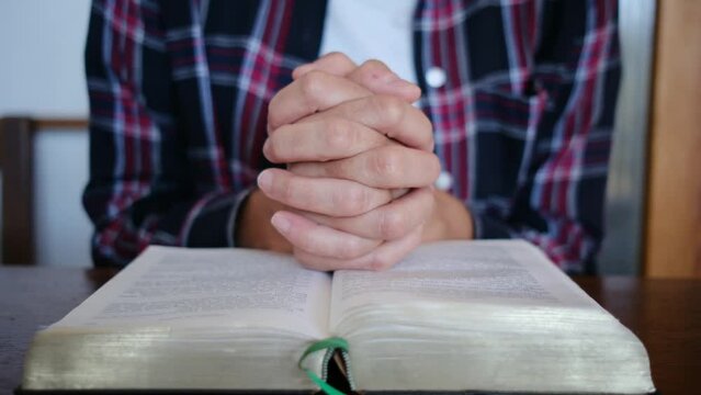 "Bible Reading" Images – Browse 9,214 Stock Photos, Vectors, and Video ...