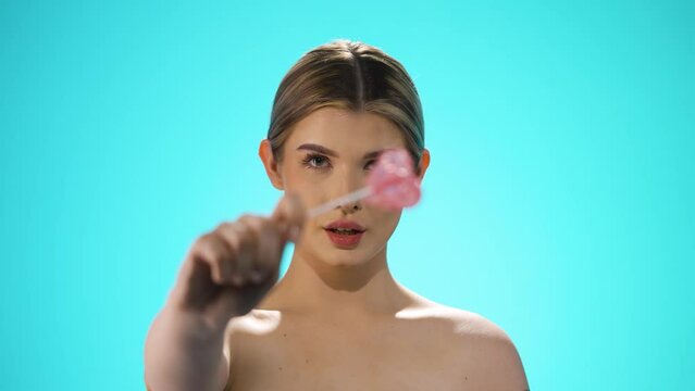 Modelka-Bilder: Stock-Fotos & -Videos. | Adobe Stock