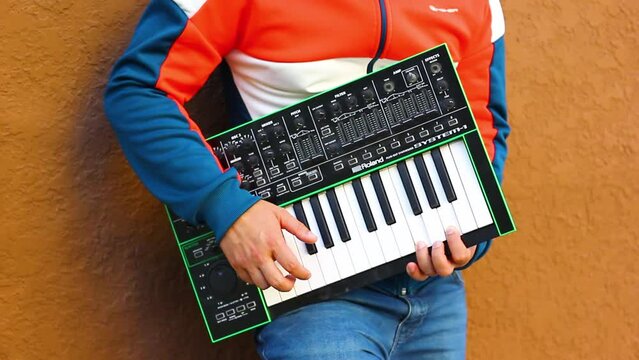 "Keyboard Player" Images – Browse 3,442 Stock Photos, Vectors, and ...