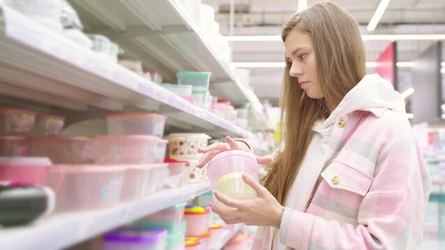 Tupperware Images – Browse 6,067 Stock Photos, Vectors, and Video ...