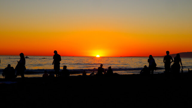 "Silhouette People" Images – Browse 8,124 Stock Photos, Vectors, and ...