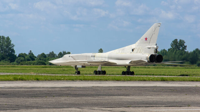 Tu-22M3 Images – Browse 56 Stock Photos, Vectors, and Video | Adobe Stock