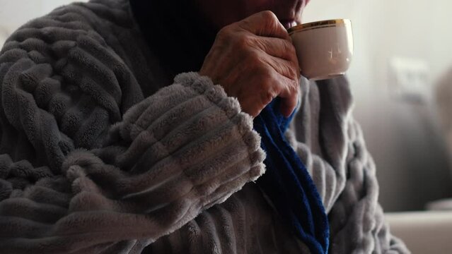 "Drinking Tea" Images – Browse 58,920 Stock Photos, Vectors, and Video ...