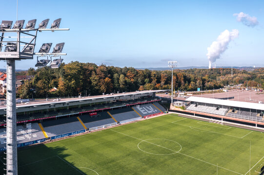 Kaiserlinde Images – Browse 11 Stock Photos, Vectors, and Video | Adobe ...