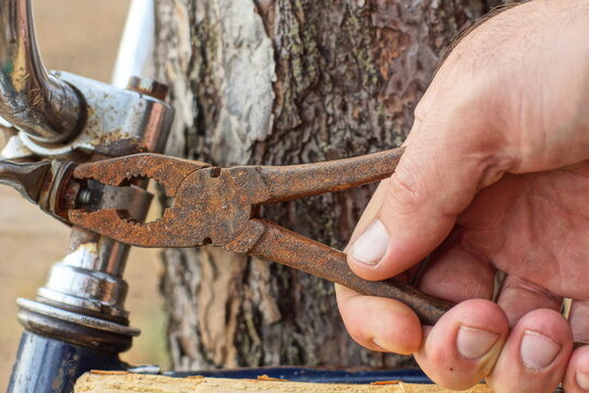 "Rust Iron" Bilder – Durchsuchen 140 Archivfotos, Vektorgrafiken und ...