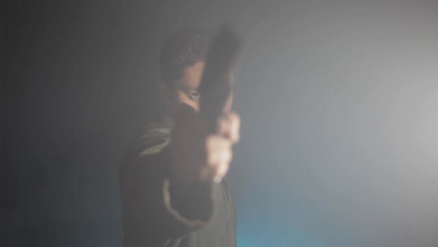 Hitwoman Immagini - Sfoglia 8,252 foto, vettoriali e video Stock | Adobe Stock