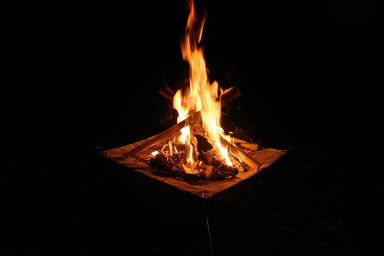 焚き火 キャンプ Images – Browse 7,197 Stock Photos, Vectors, and Video | Adobe ...