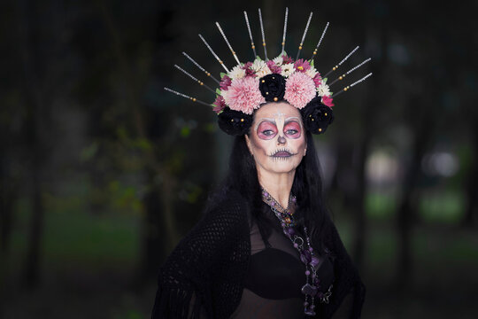 Gotica Bilder – Durchsuchen 12,816 Archivfotos, Vektorgrafiken und ...