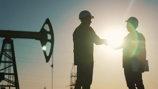 "Industrial Platform" Images – Browse 173 Stock Photos, Vectors, and ...