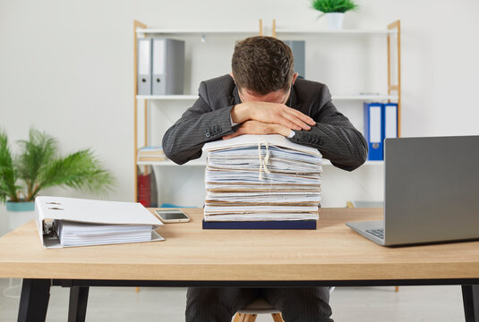 Dozing Off"」の写真素材 | 609件の無料イラスト画像 | Adobe Stock