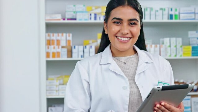 Pharmacist Typing Images – Browse 5,944 Stock Photos, Vectors, and ...