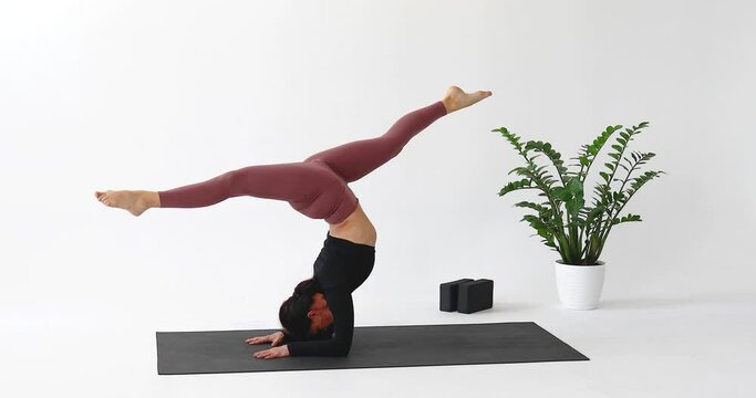 "Elbow Stand" Images – Browse 1,034 Stock Photos, Vectors, and Video ...