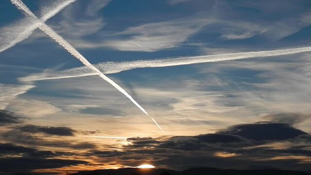 "Jet Trail" Images – Browse 33,113 Stock Photos, Vectors, and Video ...