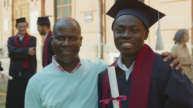 Graduate With Dad Images – Browse 3,374 Stock Photos, Vectors, and ...