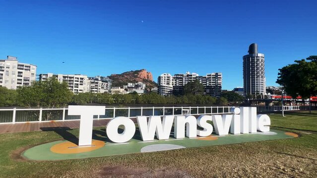 Townsville North Queensland Images – Browse 3,371 Stock Photos, Vectors ...