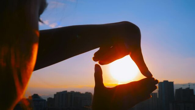 "Finger Frame" Images – Browse 982 Stock Photos, Vectors, and Video ...