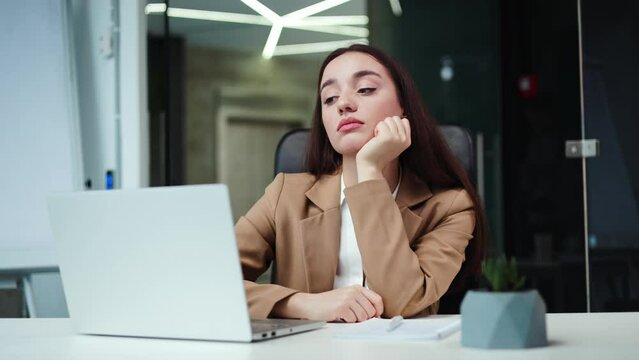 Monotonous Images – Browse 23,562 Stock Photos, Vectors, and Video ...