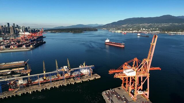 Burrard Inlet Images – Browse 4,202 Stock Photos, Vectors, and Video ...