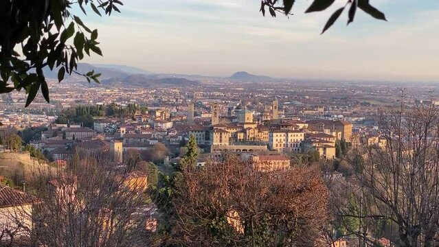 "Bergamo Alta" - Images et vidéos libres de droits | Adobe Stock