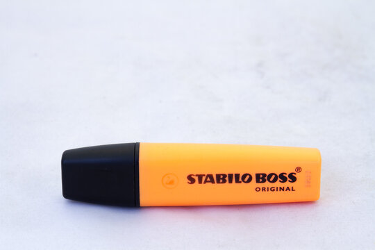 Stabilo Bilder – Durchsuchen 534 Archivfotos, Vektorgrafiken und Videos ...