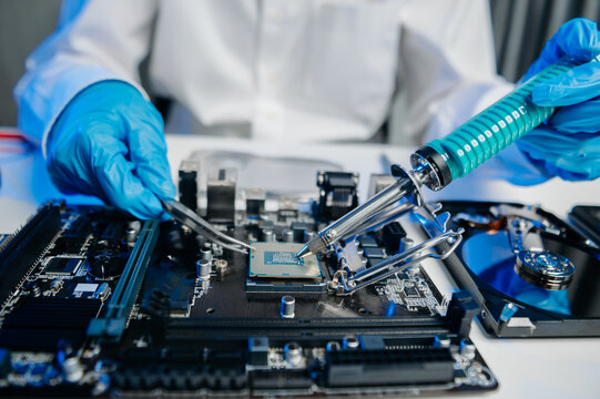 "Electronic Technology" Images – Browse 6,899,617 Stock Photos, Vectors ...
