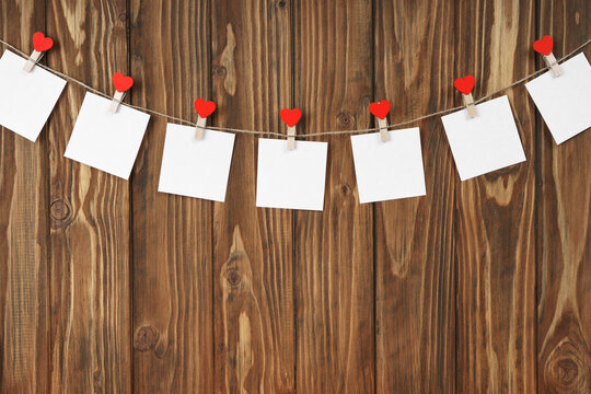 Pushpins String Images – Browse 1,337 Stock Photos, Vectors, and Video ...