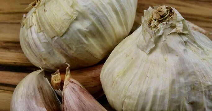 Pealing-Bilder: Stock-Fotos & -Videos. | Adobe Stock