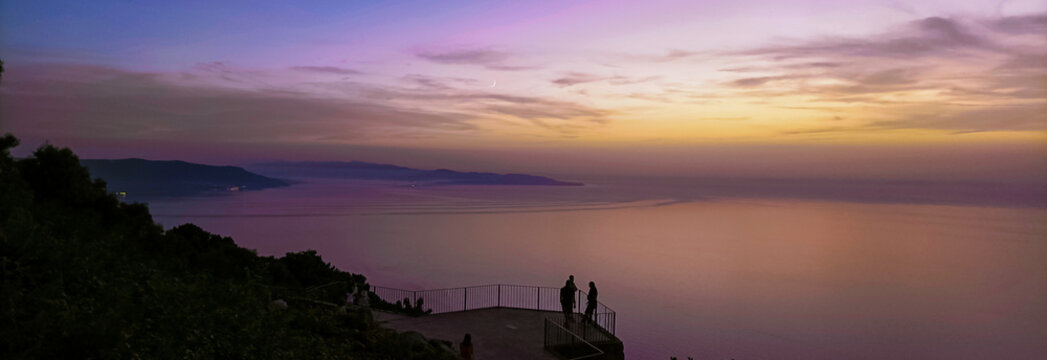 Chit-Chat Images – Browse 43,041 Stock Photos, Vectors, and Video ...