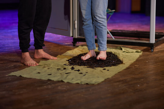 Bare Renter Images – HD & 4K Photos Free to Download | PikWizard