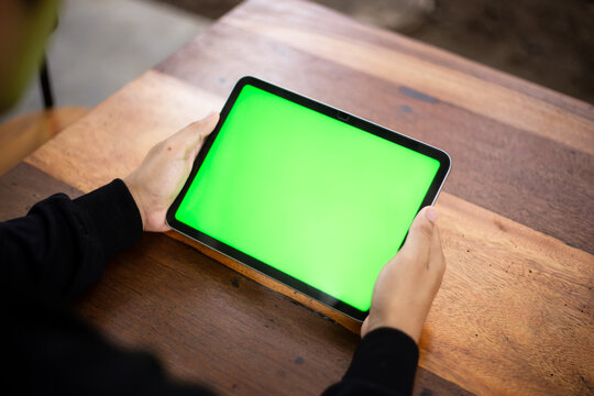 Ipad Closeup Mockup Images – Browse 965 Stock Photos, Vectors, and ...