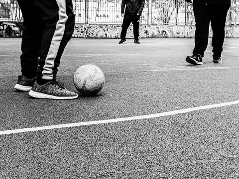 "Street Football"-Bilder: Stock-Fotos & -Videos. | Adobe Stock