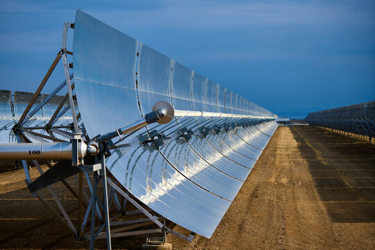 "Parabolic Trough" Images – Browse 153 Stock Photos, Vectors, and Video ...