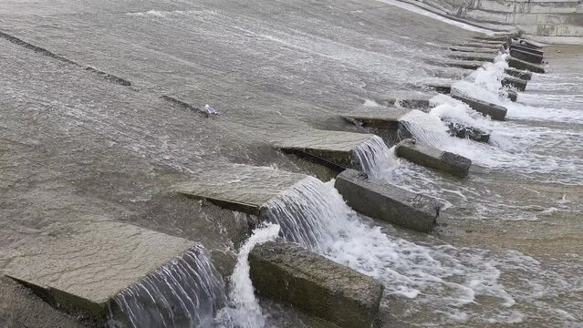 "Garbage Chute" Images – Parcourir 18,131 le catalogue de photos ...