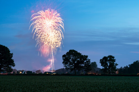 Field Fireworks Images – Browse 7,629 Stock Photos, Vectors, and Video ...