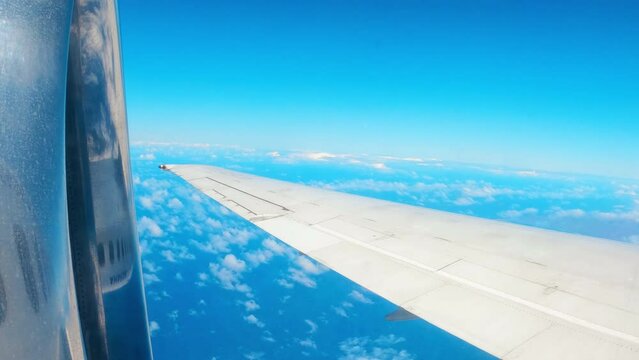 Plane Cruising Images – Browse 58,154 Stock Photos, Vectors, and Video ...