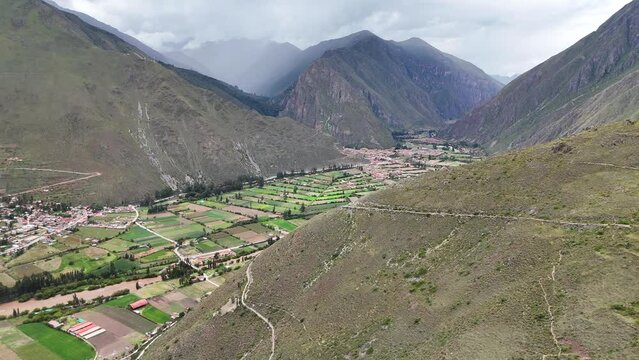 "Inca Ruins" Images – Browse 1,605 Stock Photos, Vectors, and Video ...