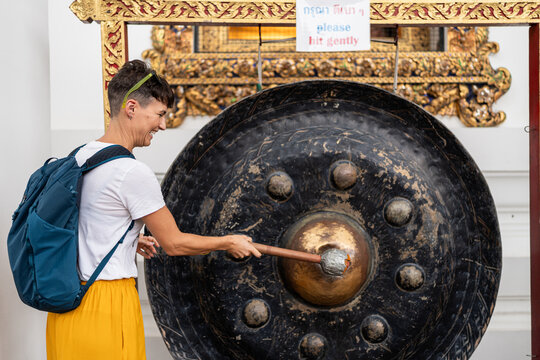 Hitting Gong Images – Browse 8,206 Stock Photos, Vectors, and Video ...