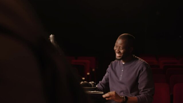 Monologue Images – Browse 9,027 Stock Photos, Vectors, and Video ...