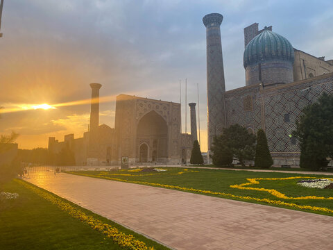 "Registan Square" Images – Browse 1,064 Stock Photos, Vectors, and ...