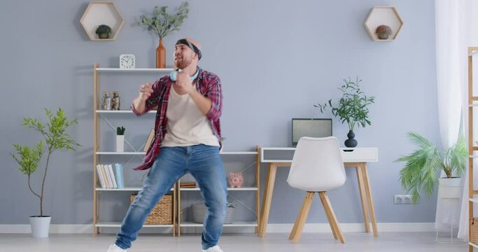 "Dancing Man"-Bilder: Stock-Fotos & -Videos. | Adobe Stock