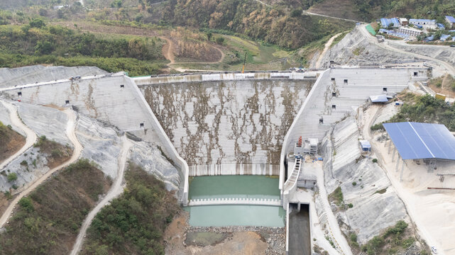 Imágenes de "Arch-Gravity Dam": descubre bancos de fotos, ilustraciones ...